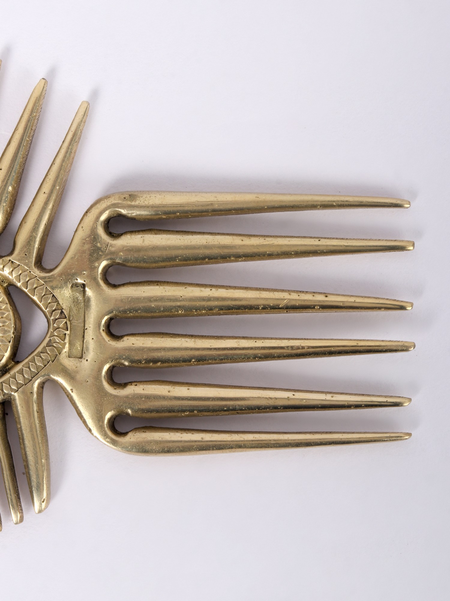 5'' Designer Cutwork Fish Comb | Brass | Exotic India Art