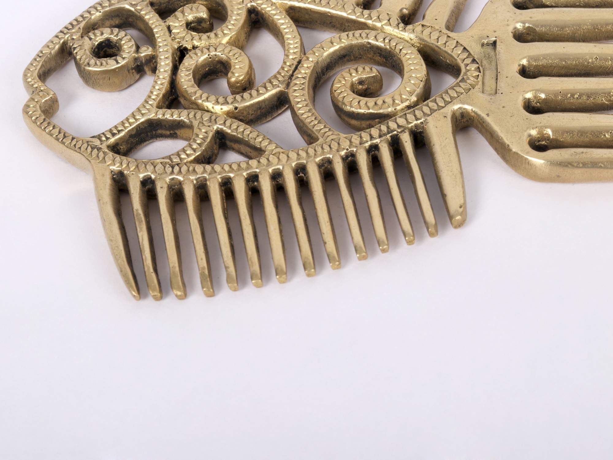 5'' Designer Cutwork Fish Comb | Brass | Exotic India Art