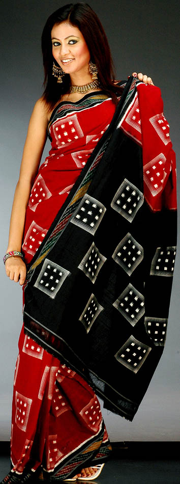 Maroon and Black Double Ikat Sari from Pochampally | Exotic India Art