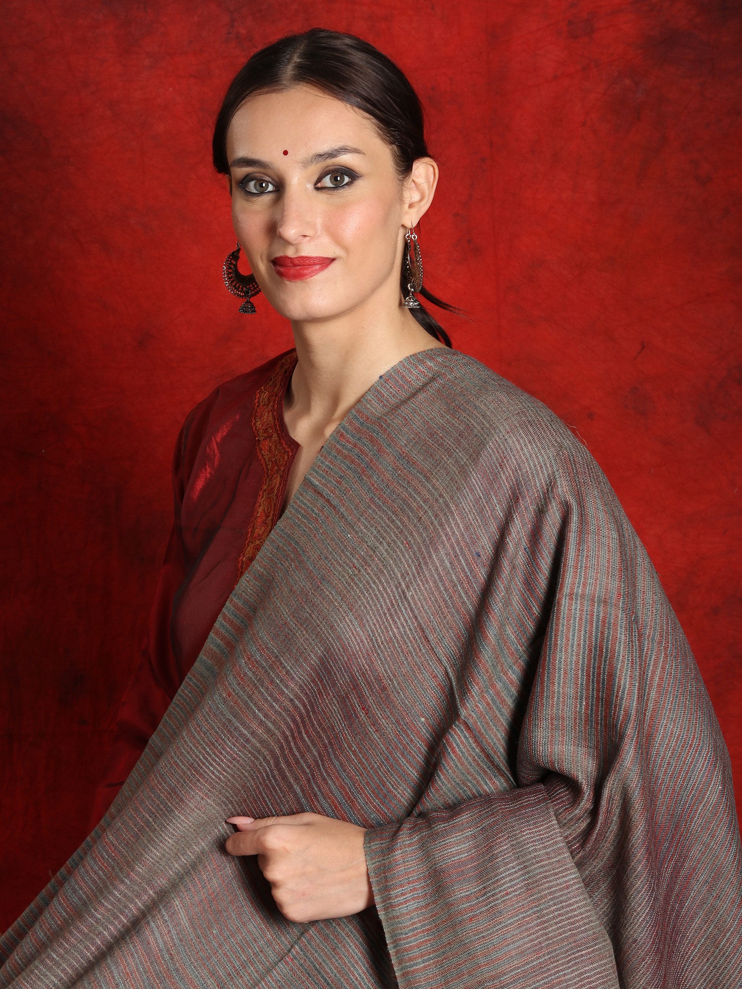 Pure Pashmina Multi Colored Kani Striped Pattern Shawl With Palla ...