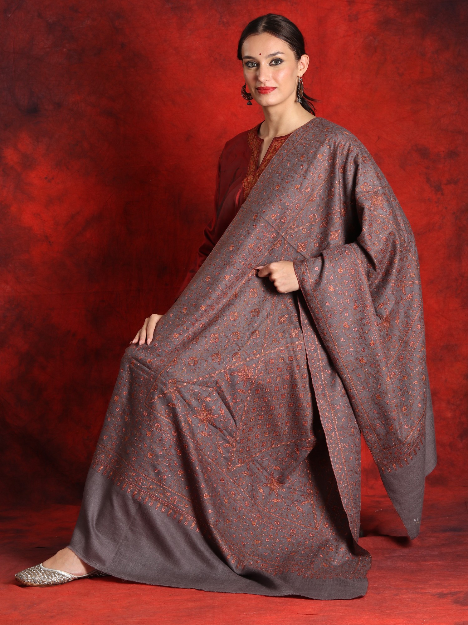 Light Mahogany Brown Pure Pashmina Sozni Embroidered Jamawar Shawl ...