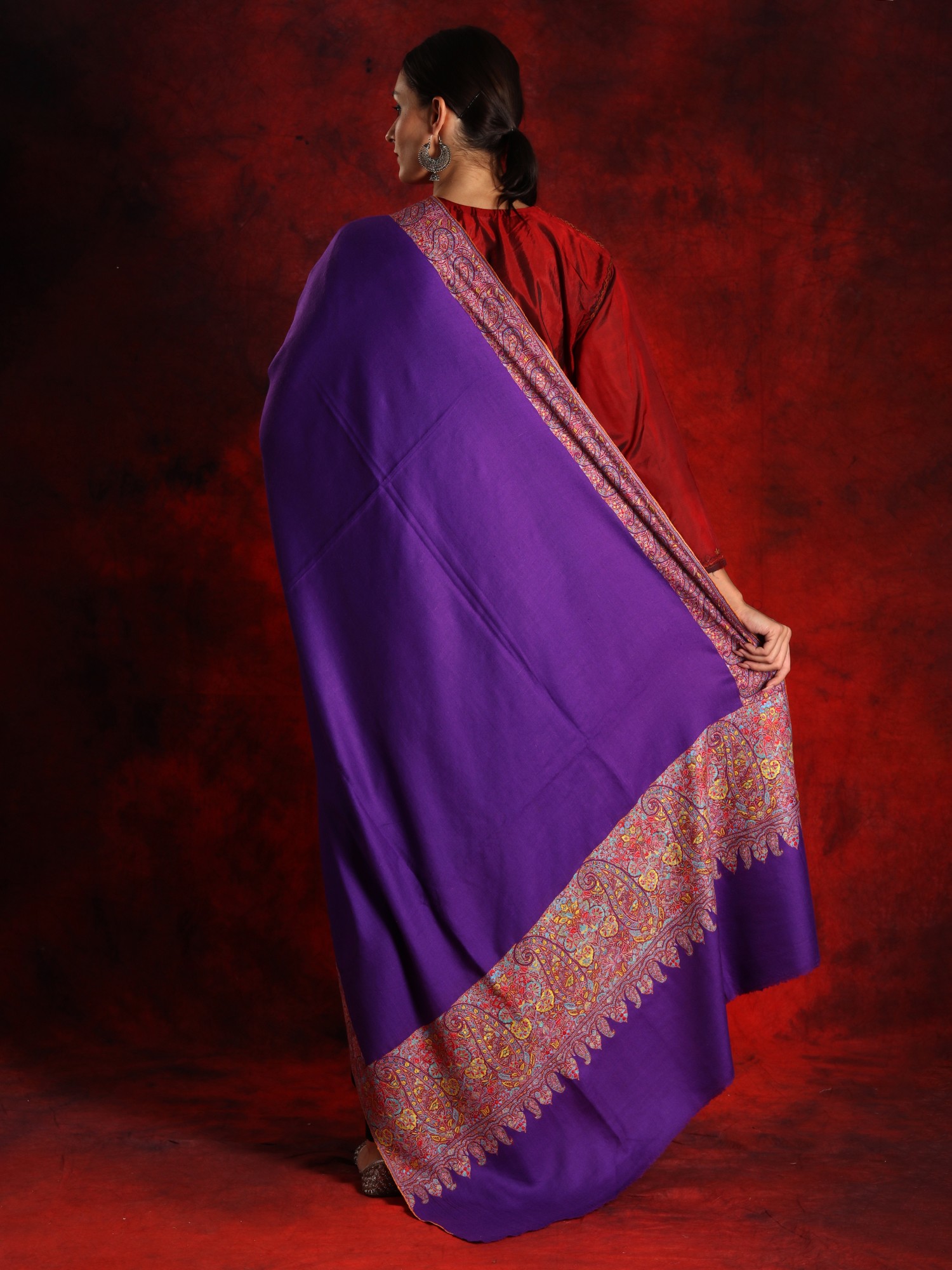Pure Pashmina Purple Colored Sozni Papier Mache Embroidered Palledar ...