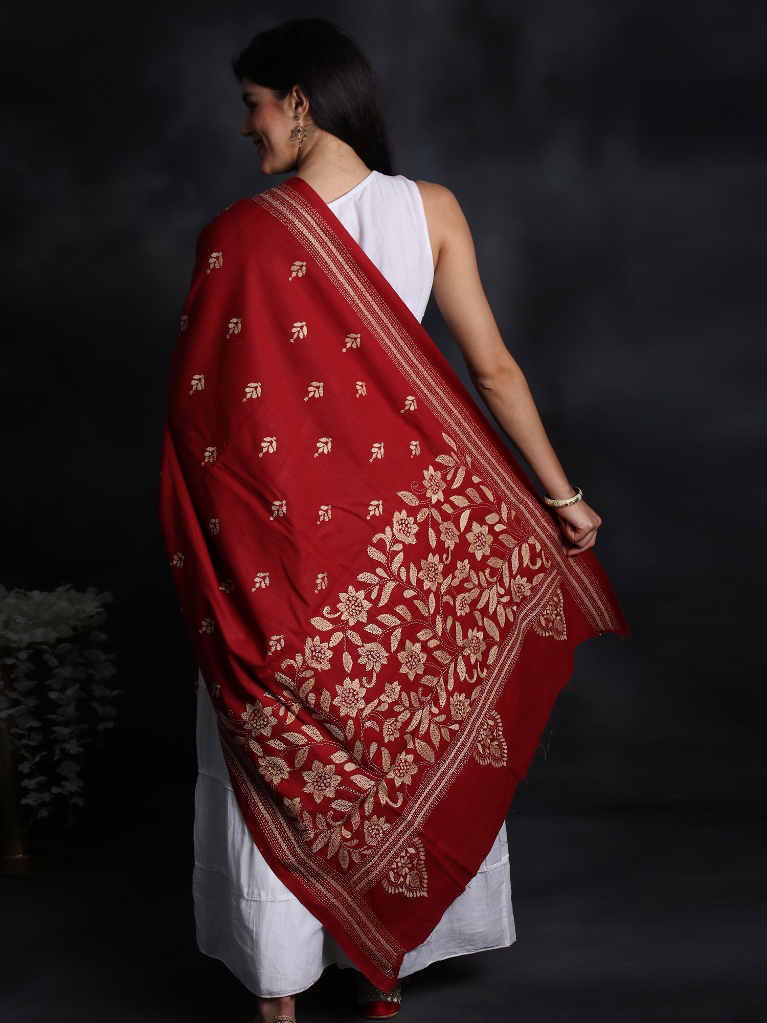 Tussar Silk Dupatta with Floral Kantha Embroidery | Exotic India Art
