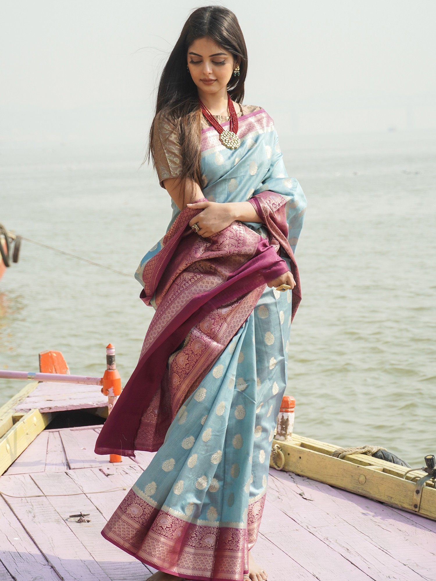 Heritage-Blue Semi-Silk Flower Bunch Handloom Banarasi Saree Broad Vine ...