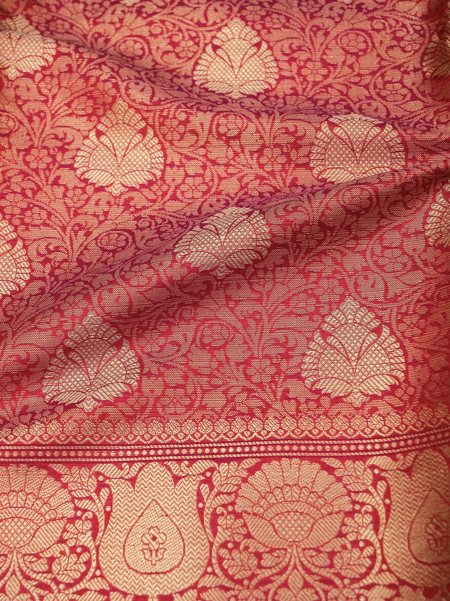 Georgia-Peach Tanchui Resham Work Banarasi Saree with All-Over Phool ...