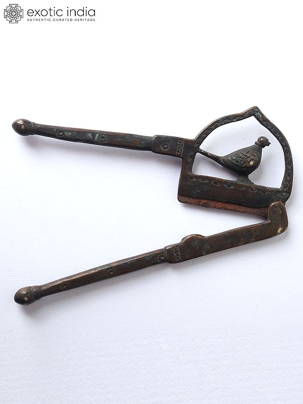 5" Pigeon Design Bronze Betel Nut Cracker/Sarota | Exotic India Art